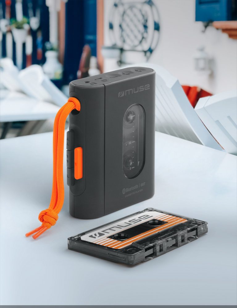 PRÈS DE 45 ANS APRÈS SON INVENTION, MUSE REMET LE BALADEUR CASSETTES À ...